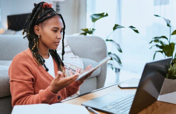 Available Account Balance vs. Present Account Balance - Experian