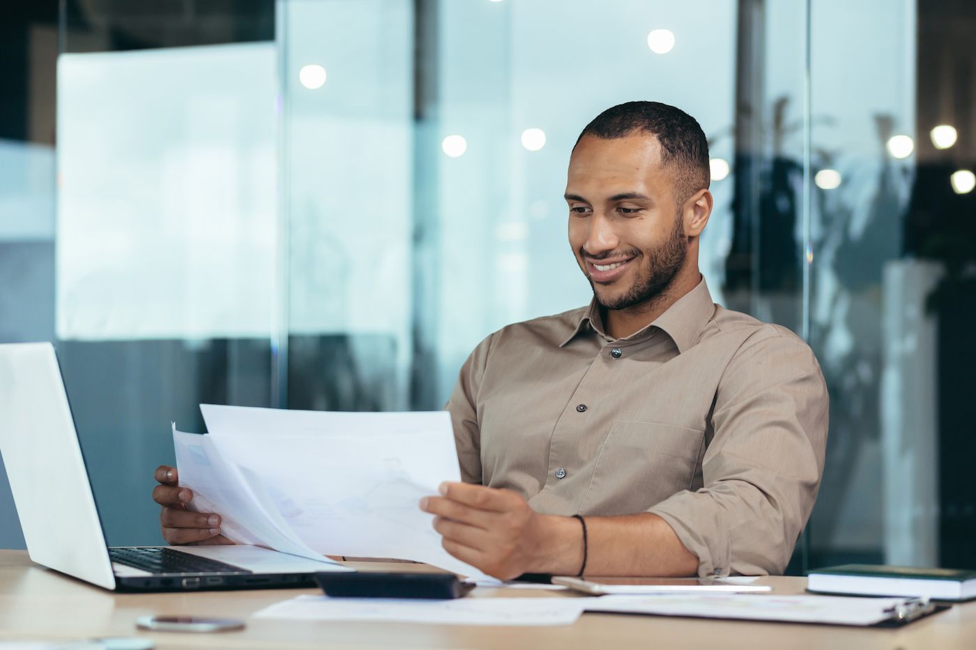 What Is Discretionary Income? - Experian